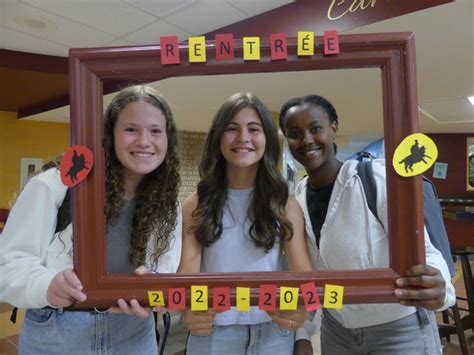 Un Bienvenue Spécial à Nos Nouveaux élèves De 9e Année École Clément Cormier