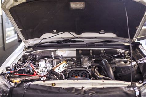 엔진 작업을 하는 디젤 기술자 0명에 대한 스톡 사진 및 기타 이미지 0명 검사 보기 검사자 Istock