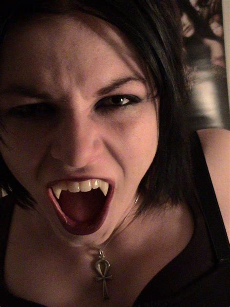 Vampire Fangs R Vampirefangs