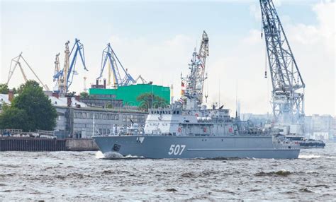 Aleksandrit Class Minesweeper Project 12700 Editorial Image Image Of Leningrad Vessel 96926725