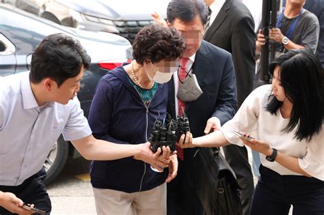 윤 대통령 장모 잔고 증명 위조 징역 1년 확정내년 7월까지 수감