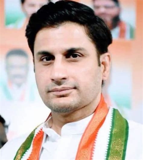 Telangana Congress Leader Rashid Khan Gave Controversial Statement