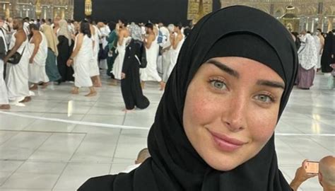 جو 24 هنا الزاهد تؤدي مناسك العمرة أول ظهور بعد الانفصال