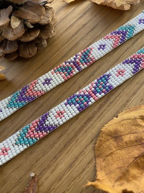 Браслет з бісеру браслет метелики — ціна 288 грн у каталозі Подарунки