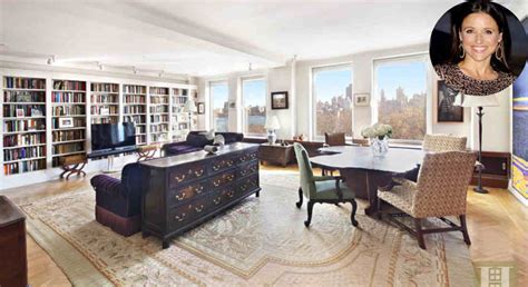 A Visitors Guide To Julia Louis Dreyfus House Home Style Cafe