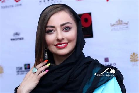 عکس استایل تابستونی جذب و شیک نفیسه روشن در آسانسور