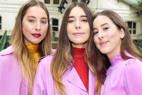 Haim Fired Their Agent For A Truly Brilliant Reason