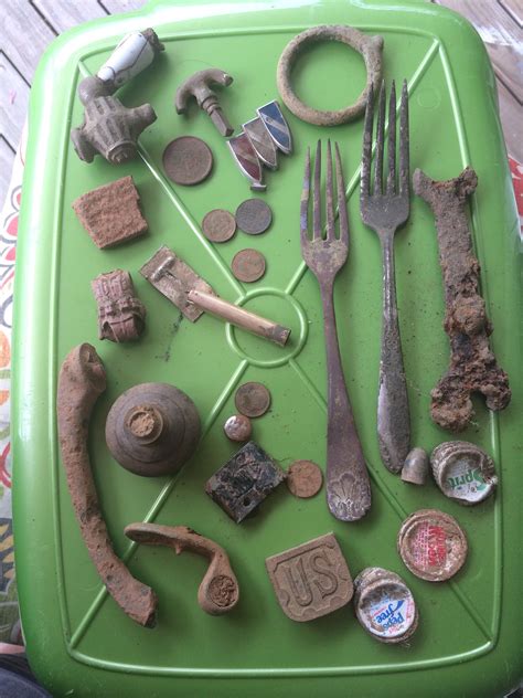 Metal Detecting Finds and Artifact Hunting