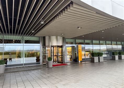 Lufthansa First Class Terminal Lufthansa First Class Terminal Sfo777