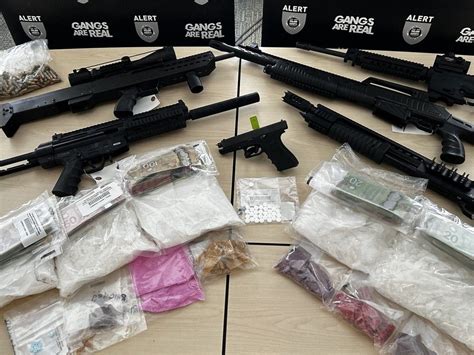 100 Charges Laid In Two Calgary Drug And Weapons Seizures Calgary Herald