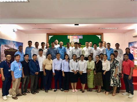 មន្ត្រីសុខាភិបាលខេត្តកោះកុង ៣រូប បានចូលរួមសិក្ខាសាលា