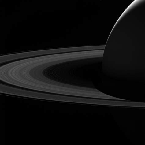 Saturn Seen By Cassini Spacecraft Earth Blog