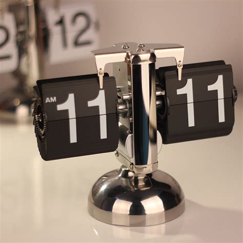 复古齿轮机械翻页钟表简约创意时钟时尚个性客厅座钟桌面摆件台钟 虎窝淘