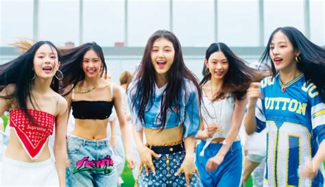 Fashion 하입한 걸 그룹 뉴진스의 스타일 키워드