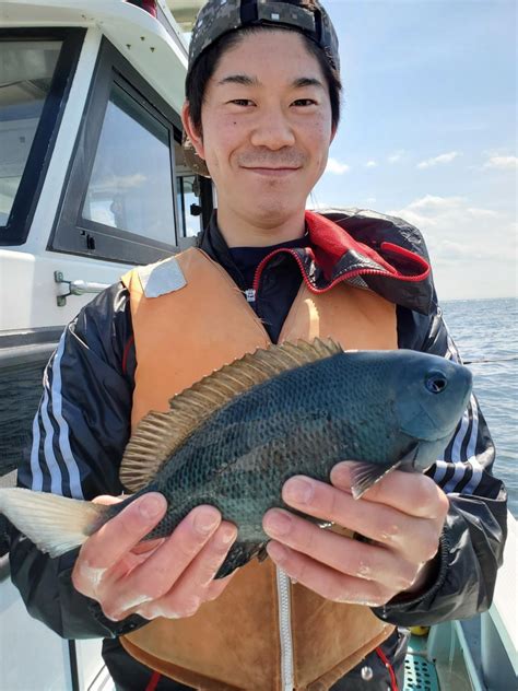 メジナ全員ゲット 利一丸