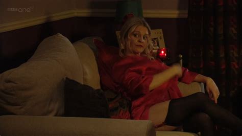 Nicola Stapleton Nue Dans Eastenders