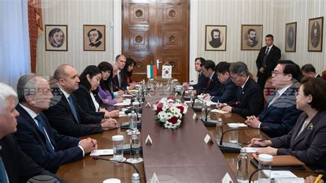 Президентът Румен Радев и заместник председателят на Националното събрание на Република Корея