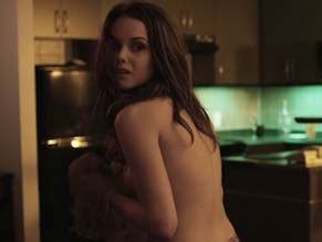 STEPHANIE BENNETT Nude AZNude