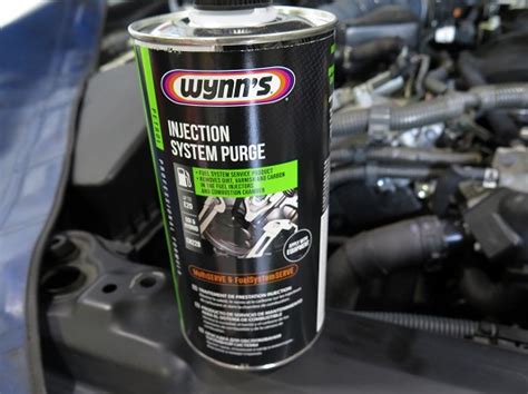 トヨタ クラウン Grs180 マルチサーブで直噴エンジンのインジェクター洗浄システム！！ 本来の性能を取り戻しませんか？？ 日々是好日
