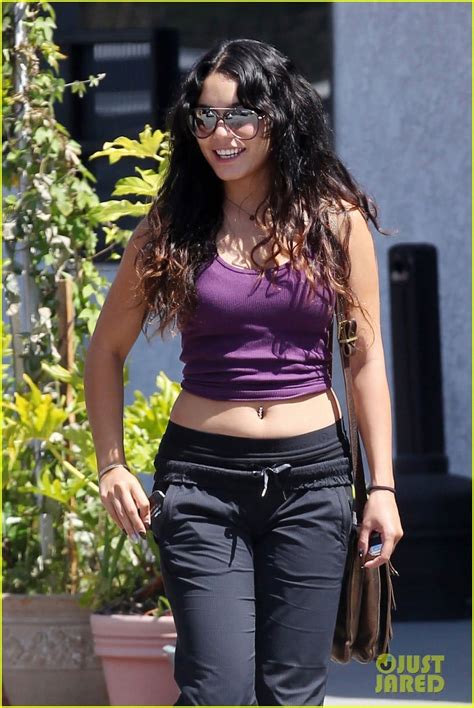 Vanessa Hudgens Toned Tummy Workout Photo 2665116 Vanessa Hudgens