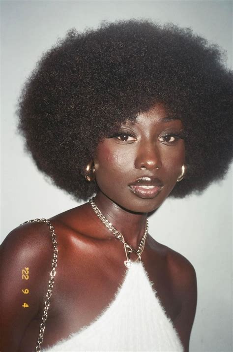 Pin By Esther Simbo On Black Beauty Beautiful Dark Skin Dark Skin Beauty Beautiful Black Women