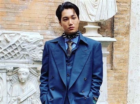 Penampilan Super Stylish Kai Exo Di Fashion Show Gucci Bikin Fans Terpana