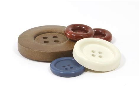 Infographic How To Sew On A Button RECOIL OFFGRID