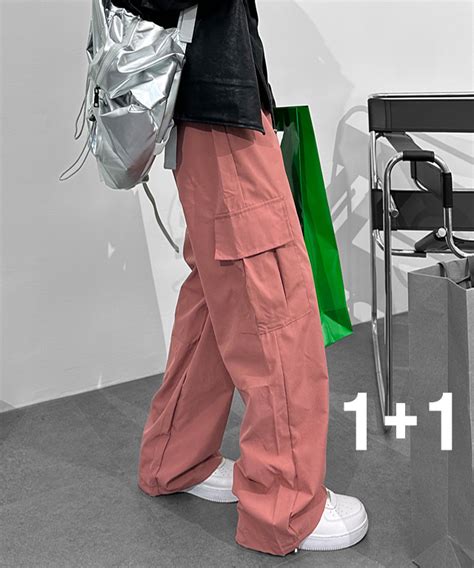 [1 1] 남녀공용 카고와이드 나일론 카고팬츠 와이드 바스락카고 카고포켓 밴딩 와이드 키작녀 카고팬츠 핑크 레트로 Y2k 아노락팬츠 건빵바지 에이블리