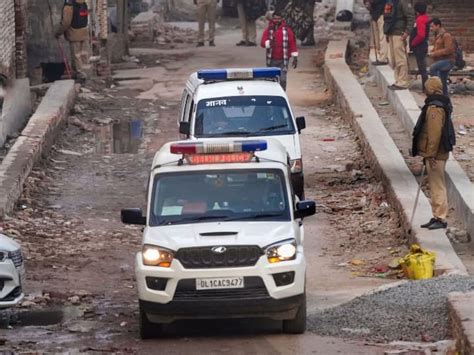 Delhi Kanjhawala Accident Anjali Friend Nidhi Neighbors Said Evicted By