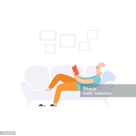 수석 남자 캐릭터는 소파에 누워 하 고 읽는 책 흰색 배경에 활동적인 라이프 스타일 소셜 개념 벡터 일러스트 레이 션을 선도 하는 노인 남자에 대한 스톡 벡터 아트 및 기타