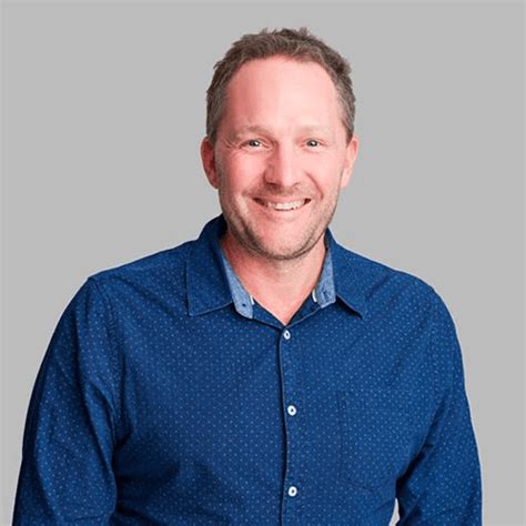 David Macartney Omnis