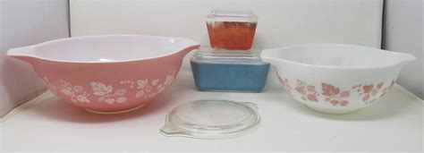 Pyrex 444 443 Cinderella Bowls