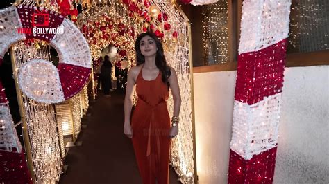 Shilpa Shetty Backless Seductive Hot And Sexy Women