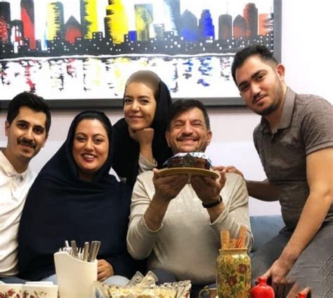 اولین عکس همسر جذاب و محجبه محمود شهریاری خودش هرچقدر جلف زنش سرسنگین