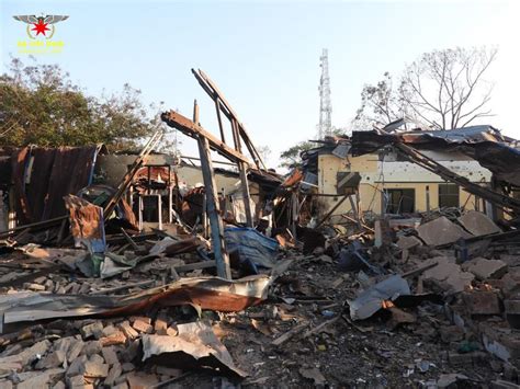 ရမ်းဗြဲမြို့ကို စစ်ကောင်စီမှ လေယာဉ်ဖြင့် ဗုံးကြဲမှုကြောင့် ပျက်စီးဆုံးရ