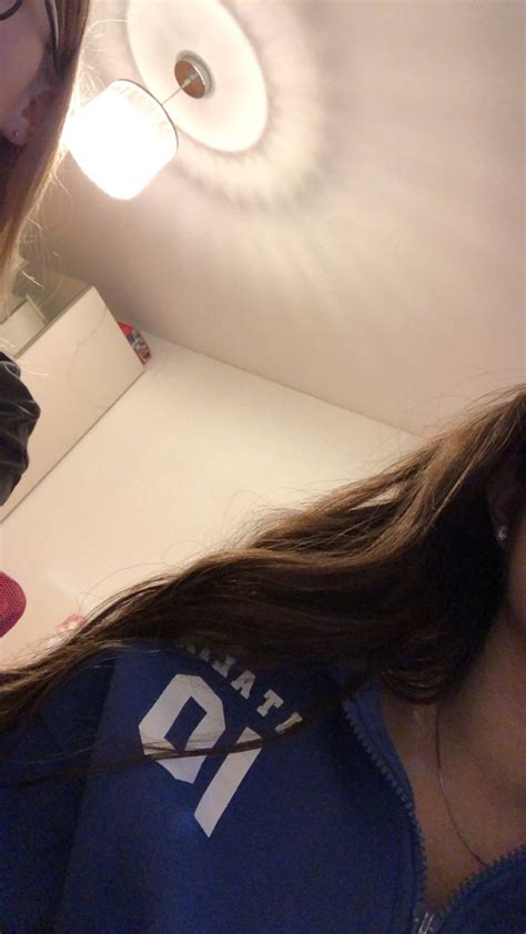 Pin On صور بنات نص وجه