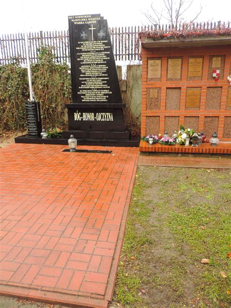 Pomnik B G Honor Ojczyzna Warszawa