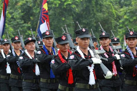 Khit Thit Media Knu တပ်မဟာ ၅ နယ်မြေတွင် Facebook