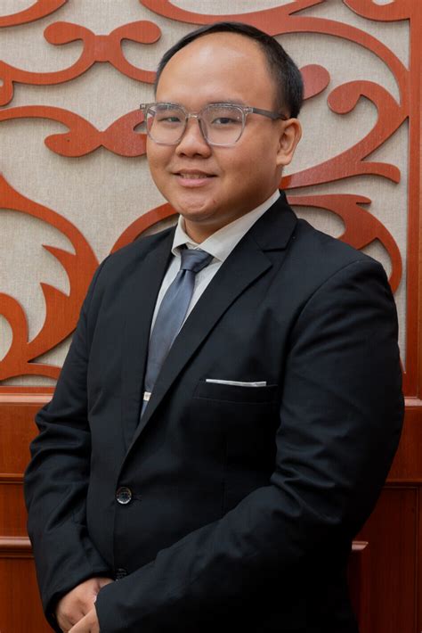 Phung Wei Hung Sidang Muda