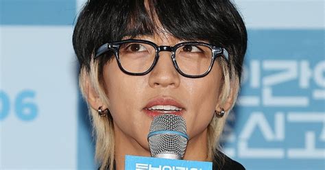 인사말 하는 이승윤