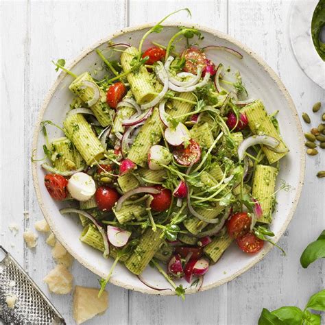 Pastasallad Med Basilika Och Spenatpesto Coop Recept Pastasallad Pastasallad Recept Recept