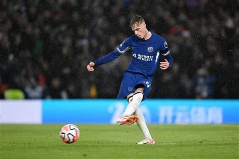 Enzo Fernandez Hailed For Telling Raheem Sterling To F Off In Cole