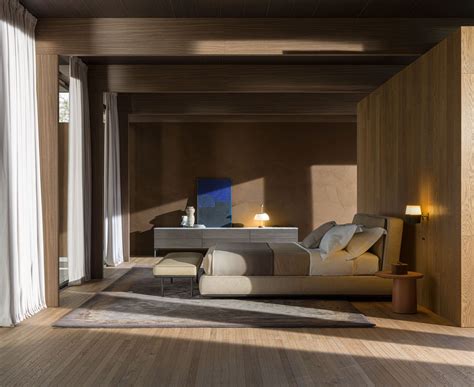 Aldgate Bench By Molteni And C