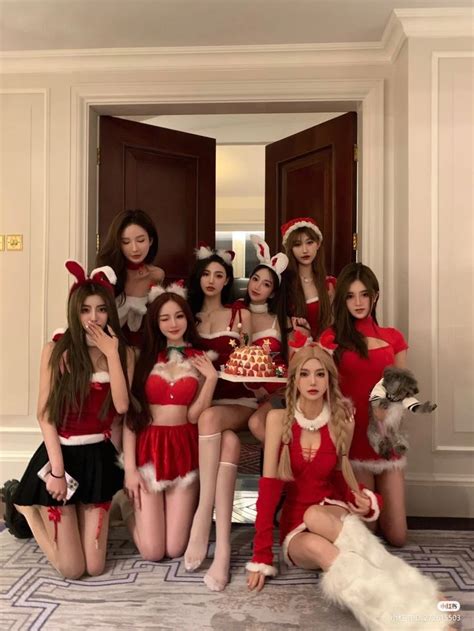 ปักพินโดย 森雄一 ใน クイック保存 ชุดไปงานราตรี เพื่อน