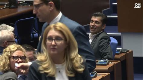 Атанас Атанасов ли ще се окаже щастливият девети избор за председател на НС Youtube