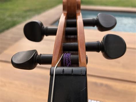 Great Tips For Installing Strings On Your Violin Or Viola Violin Trend