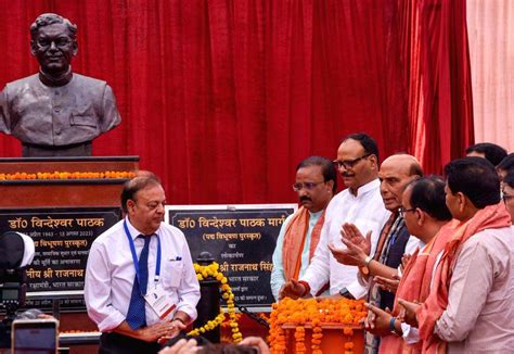 Rajnath Singh Unveils Statue Of Bindeshwar Pathak