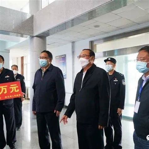 多杰、夏吾杰看望慰问一线防疫人员防控疫情工作