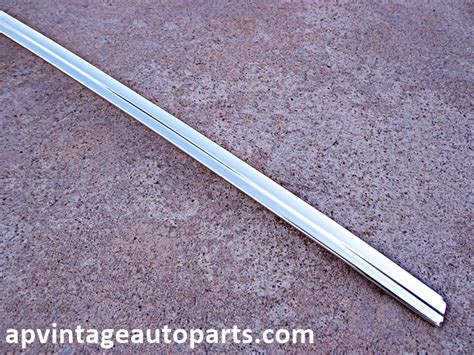 1979 Chevrolet Malibu 2 Dr Ht Rear Window Molding Upper Ap Vintage