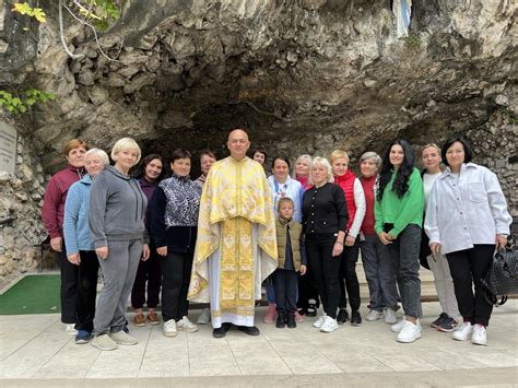 Храм арх Божого Михаїла ПЦУ м Комарно Усе церковне та православне життя відбувалось